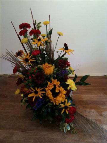 How to Make a Flower Arrangement in a Cornucopia – KarensGardenTips.com