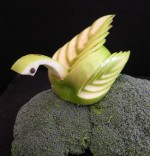 How to Make an Apple Swan Garnish – KarensGardenTips.com