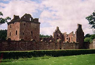 A Visit to Edzell Castle, Scotland – KarensGardenTips.com